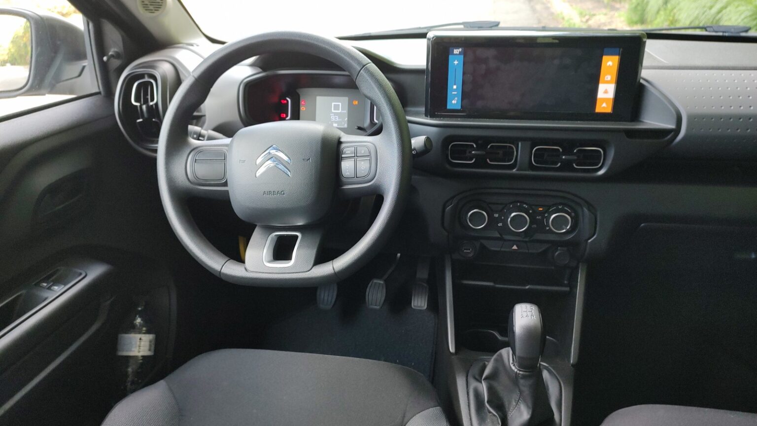 Avaliação: Citroën C3 1.0 é boa opção - Primeira Marcha